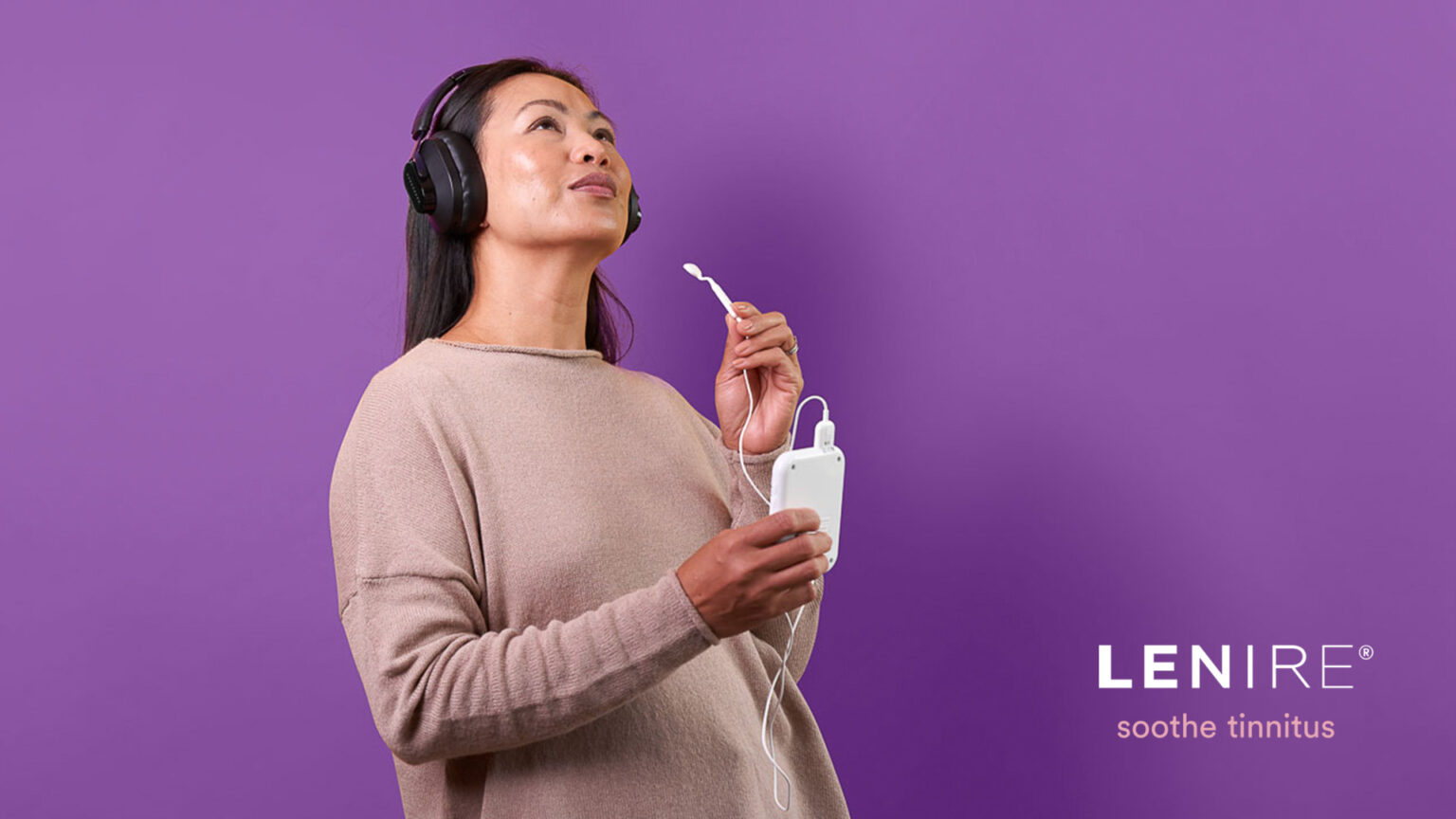 Lenire tinnitus treatment device